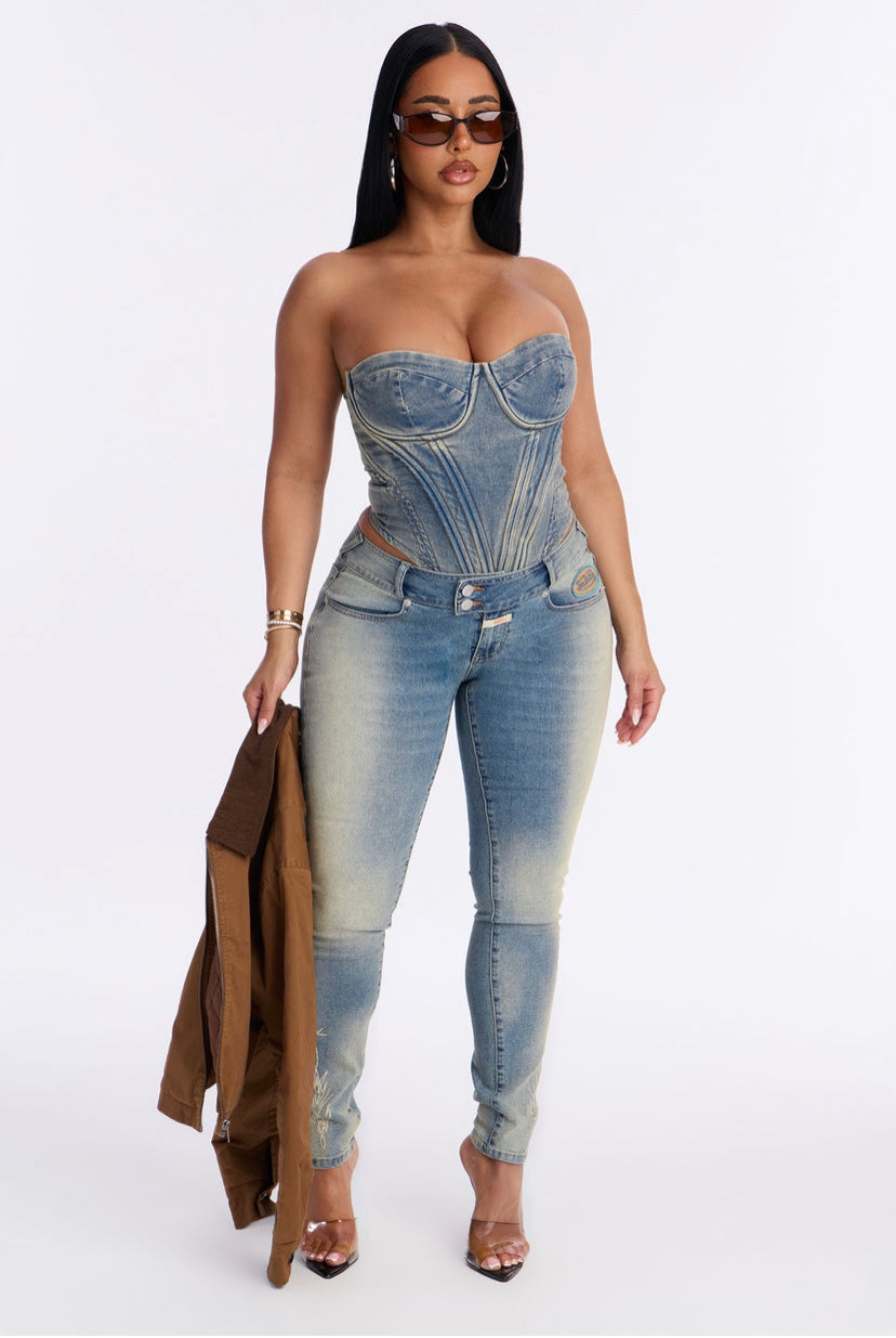 Von Dutch Low Rise Logo Skinny Jeans – OVERLYY TRIM'